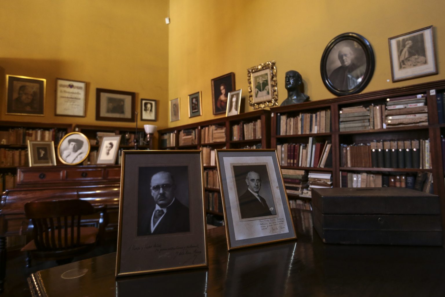 Nuevo personal del Archivo Histórico Riva-Agüero | Instituto Riva ...